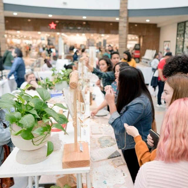 Home [www.burbanktowncenter.com]