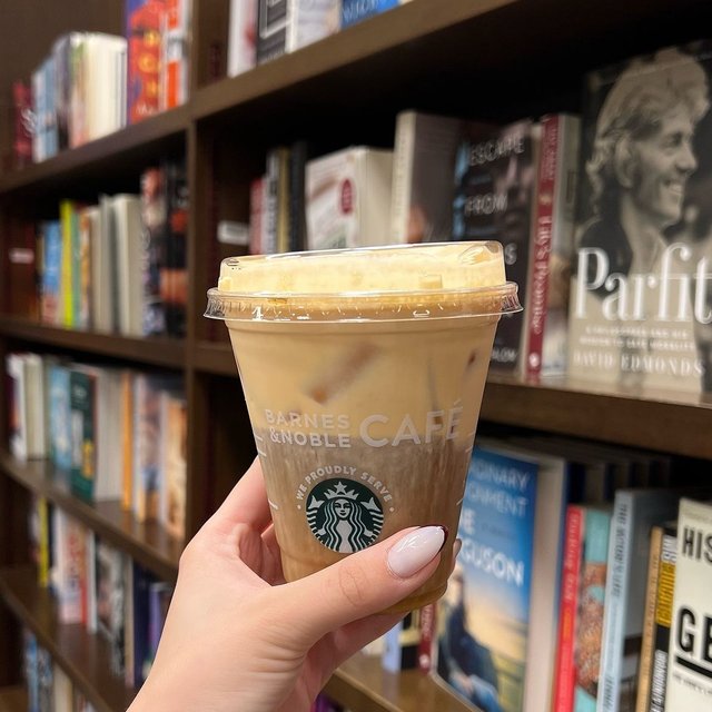 Burbank Town Center | Shopping Mall | Movies | Food & Drink