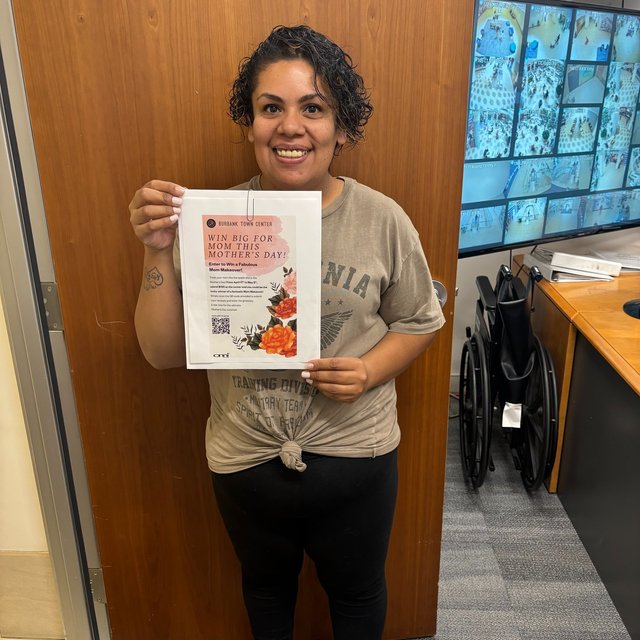 Burbank Town Center | Shopping Mall | Movies | Food & Drink